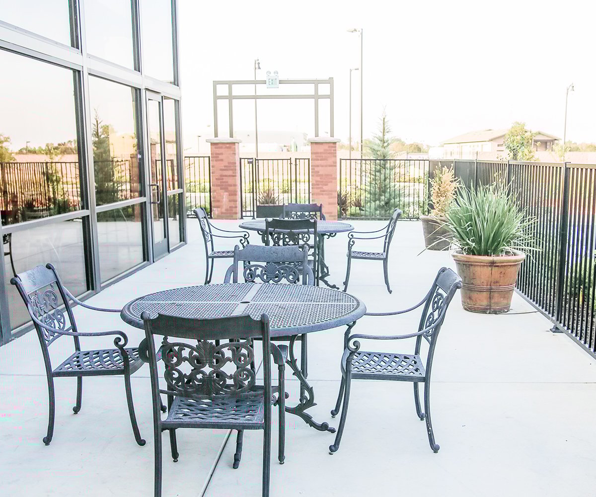 Evergreen Springs: Your Enchanting Romantic Wedding Venue