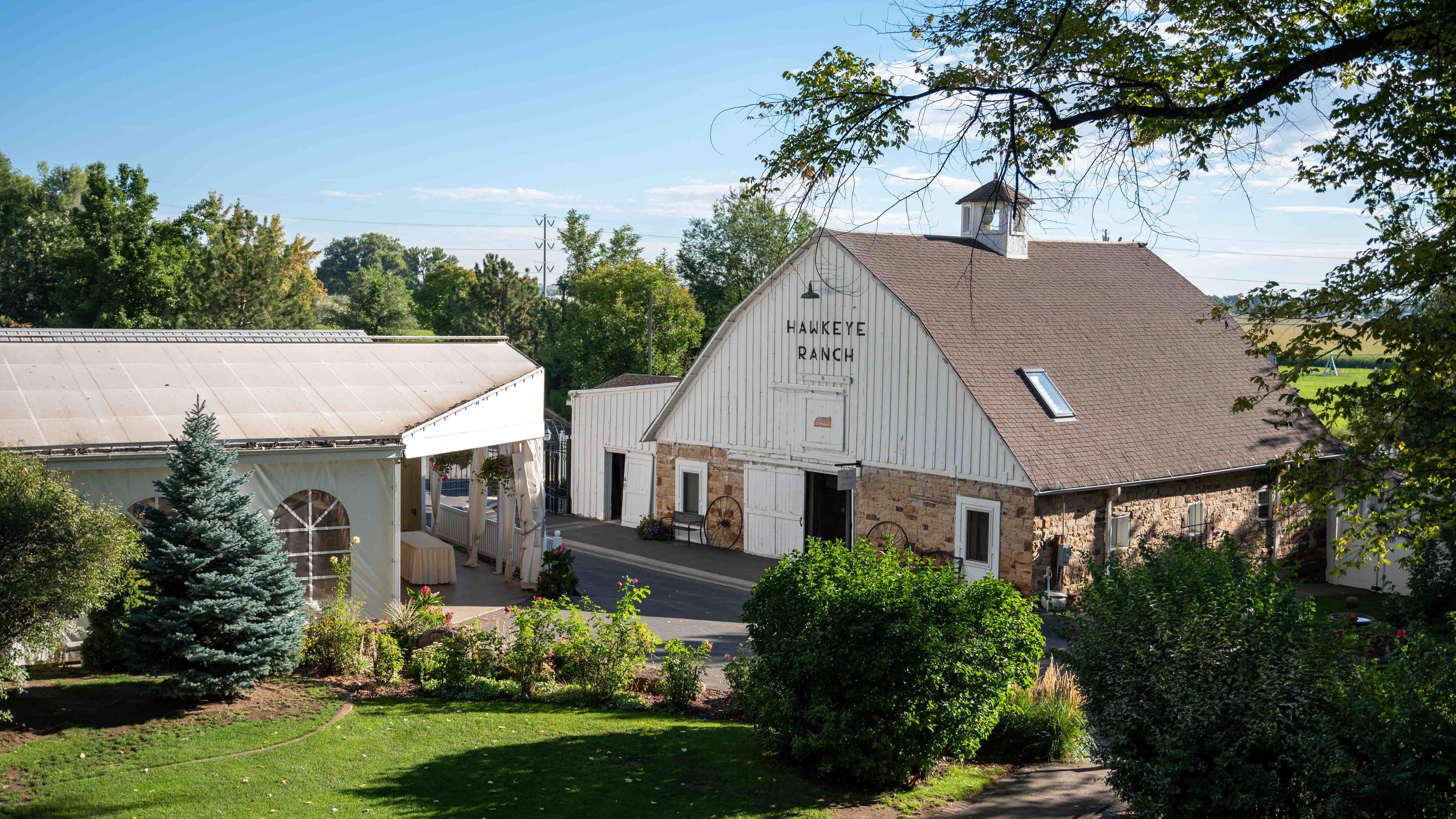 Tapestry House: Enchanting Colorado Wedding Venue with Victorian Elegance